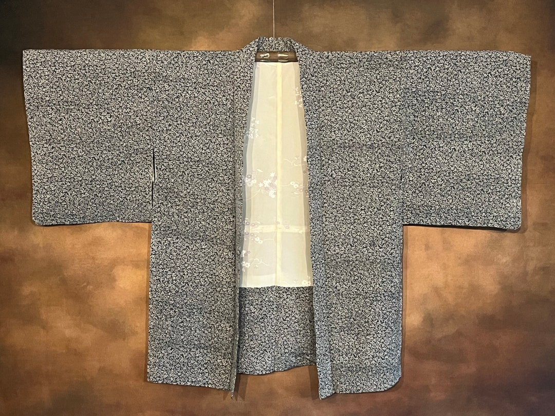 Japanese Haori Kimono, Green & White Silk Lined Kimono Robe Vintage ...