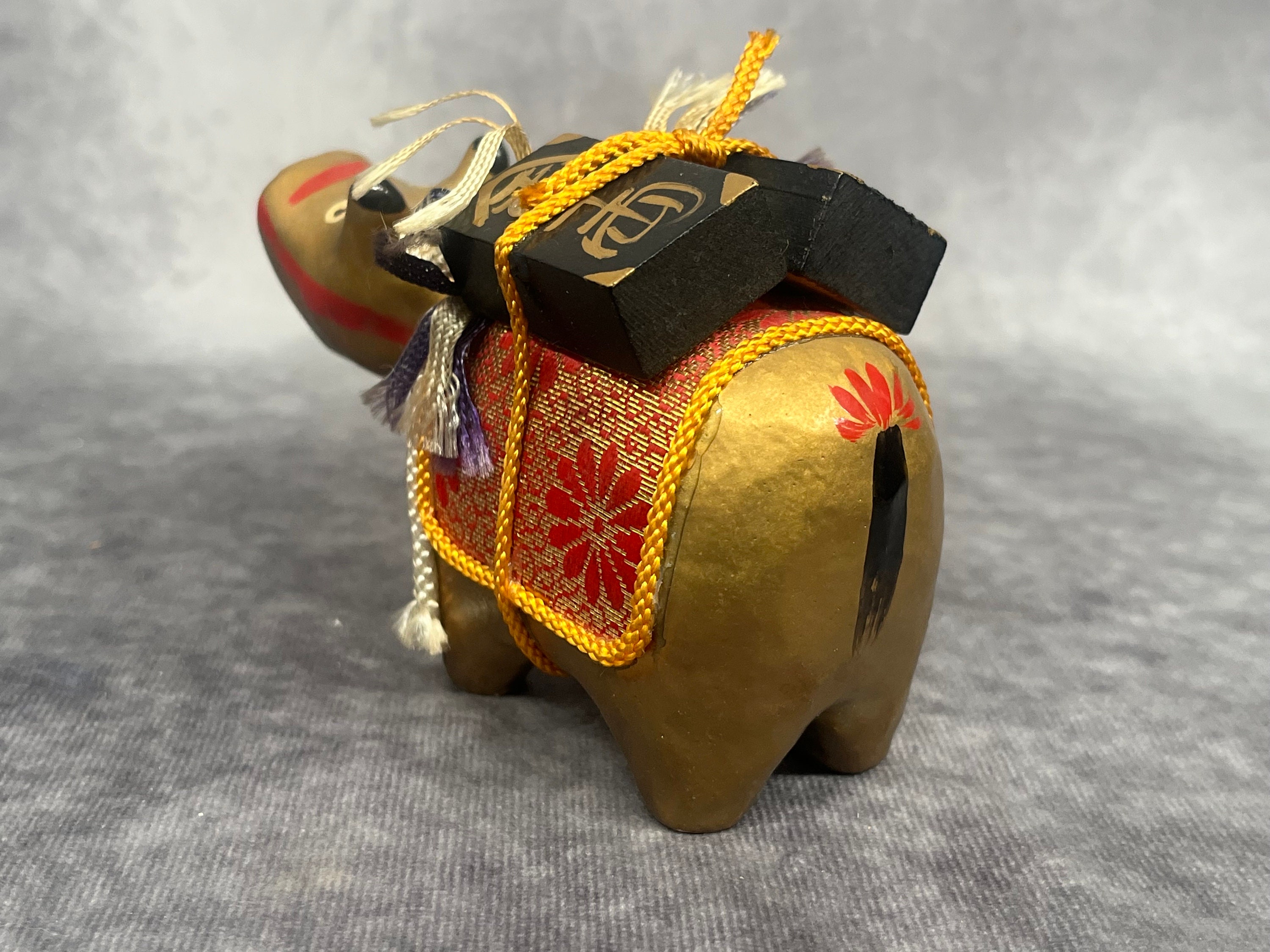 Akabeko the gold Red Cow, Paper Mache Toy Cow, Vintage Japanese Folk Art - Etsy