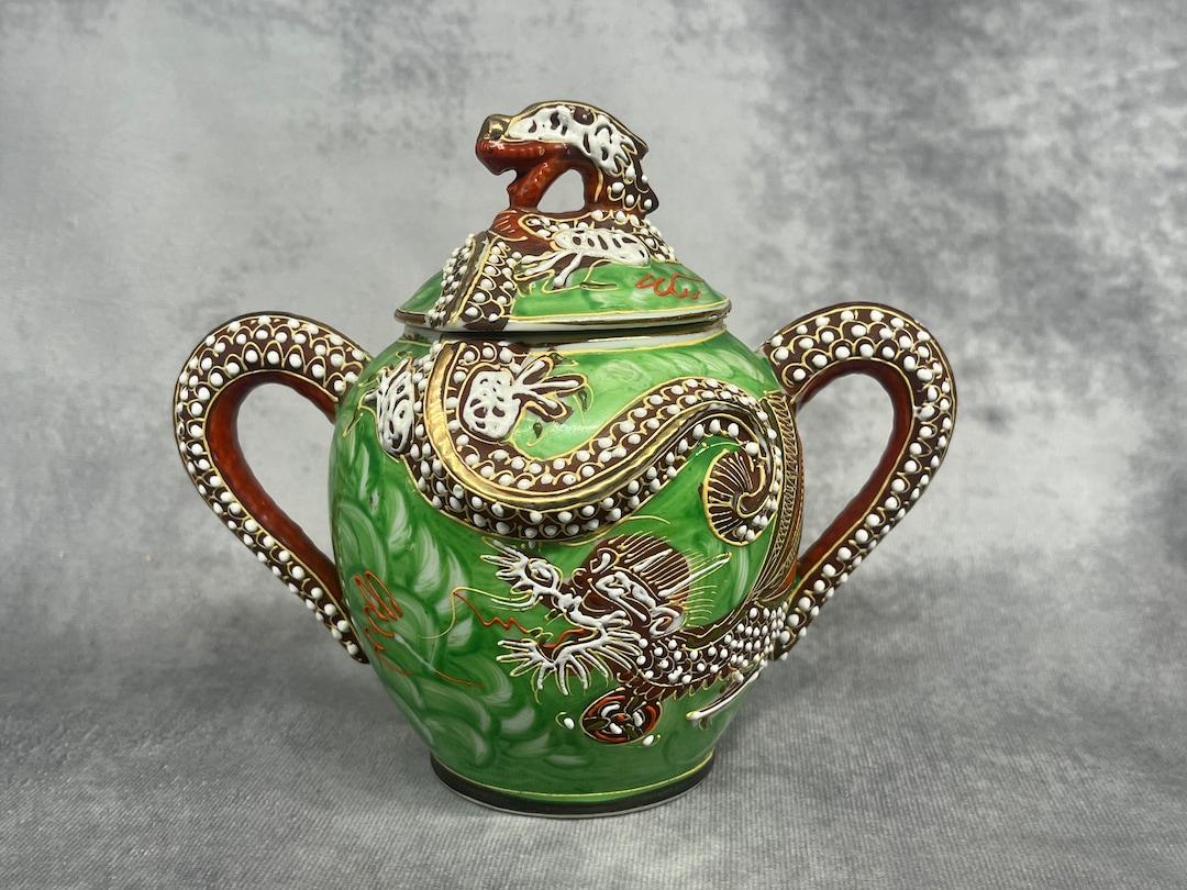 Japanese Green Moriage Lidded Jar, Fantastic Detailed Dragonware ...