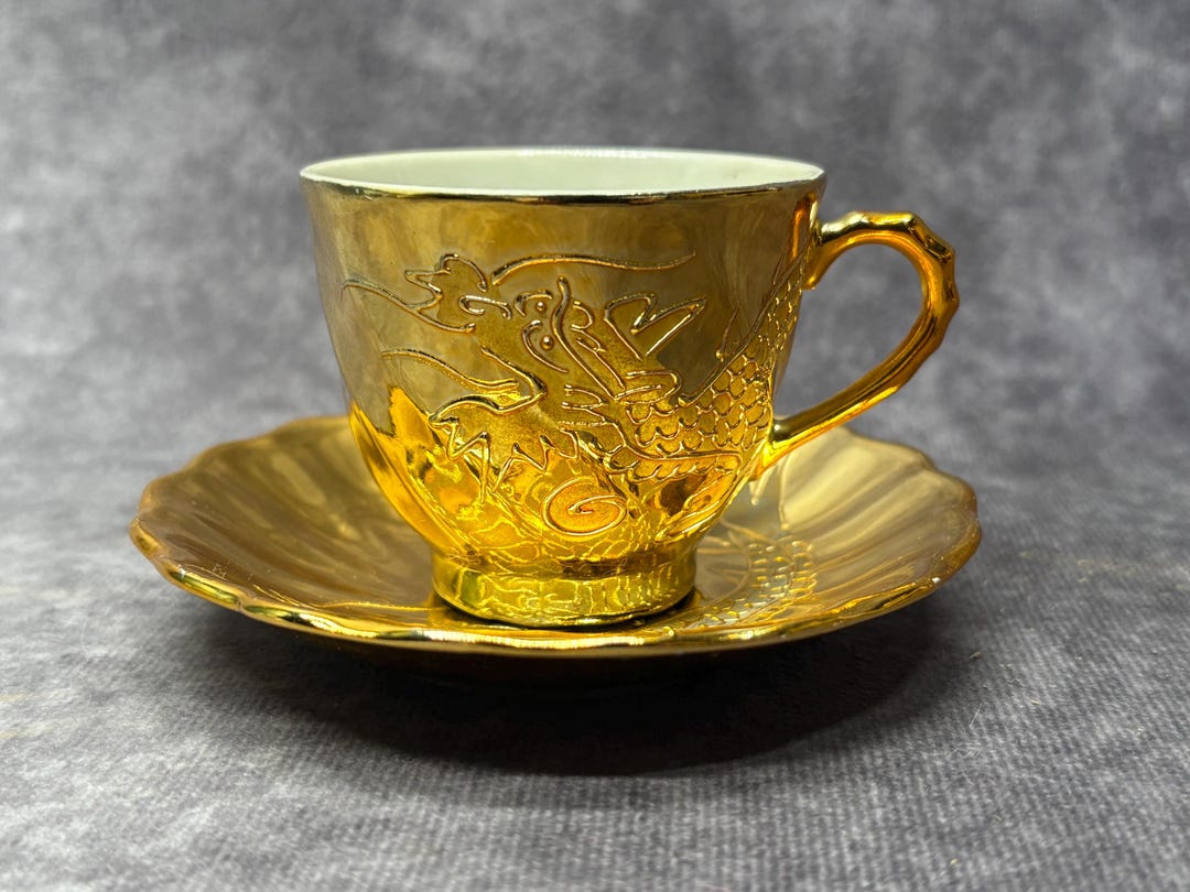 1950’s Japanese Gold Dragonware Moriage Finish Cup and Saucer - Etsy