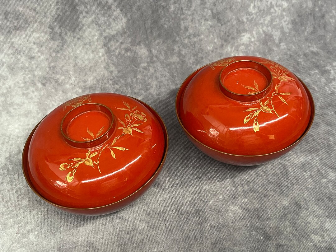 Pair of Lidded Lacquered Noodle / Rice Bowls, Vintage Red Japanese With ...