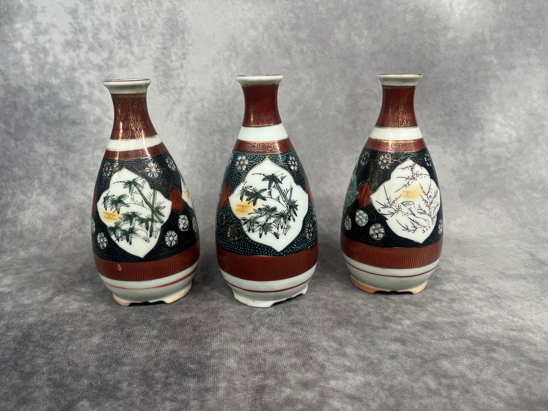 Trio of Vintage Japanese Saki Bottles, Japanese Porcelain Saki Jug - Etsy
