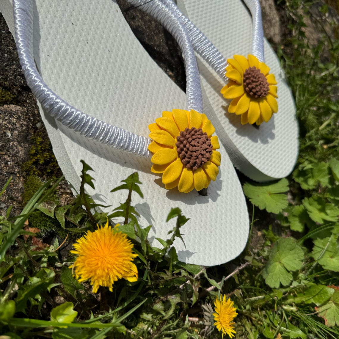 Handmade Sunflower Flip-flops | White Summer Sandals | Beachwear | Boho ...