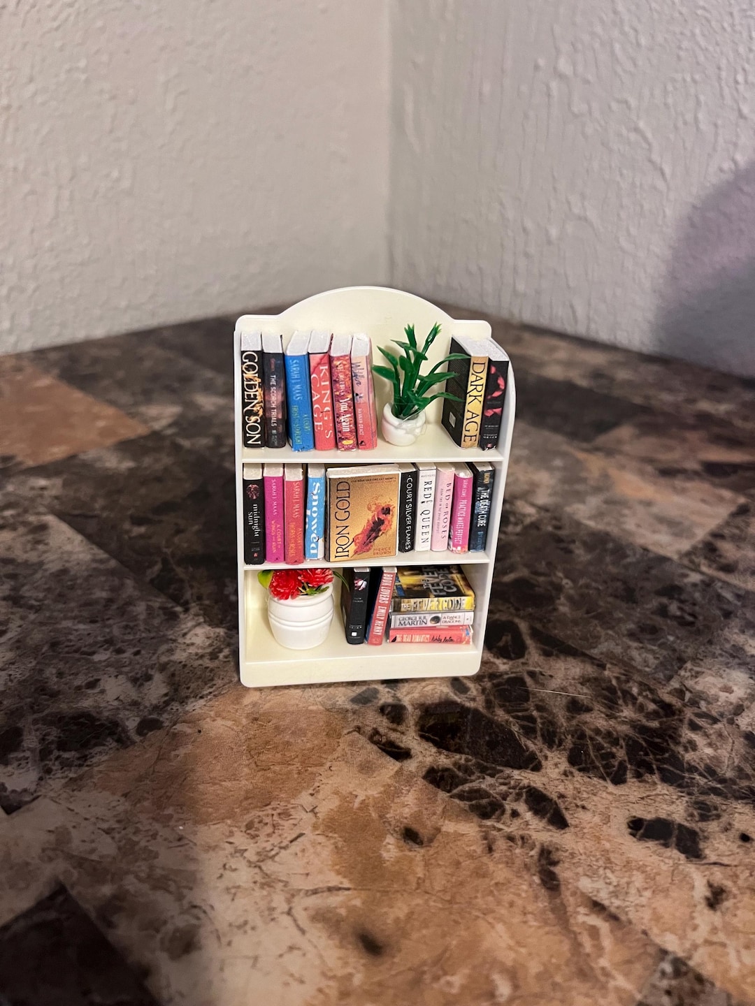 Customized Mini Bookshelf - Etsy