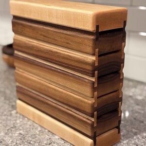 Contemporary Walnut & Maple Knife Block With Contrasting Stripes ...