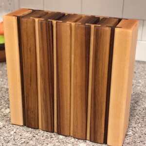 Contemporary Walnut & Maple Knife Block With Contrasting Stripes ...