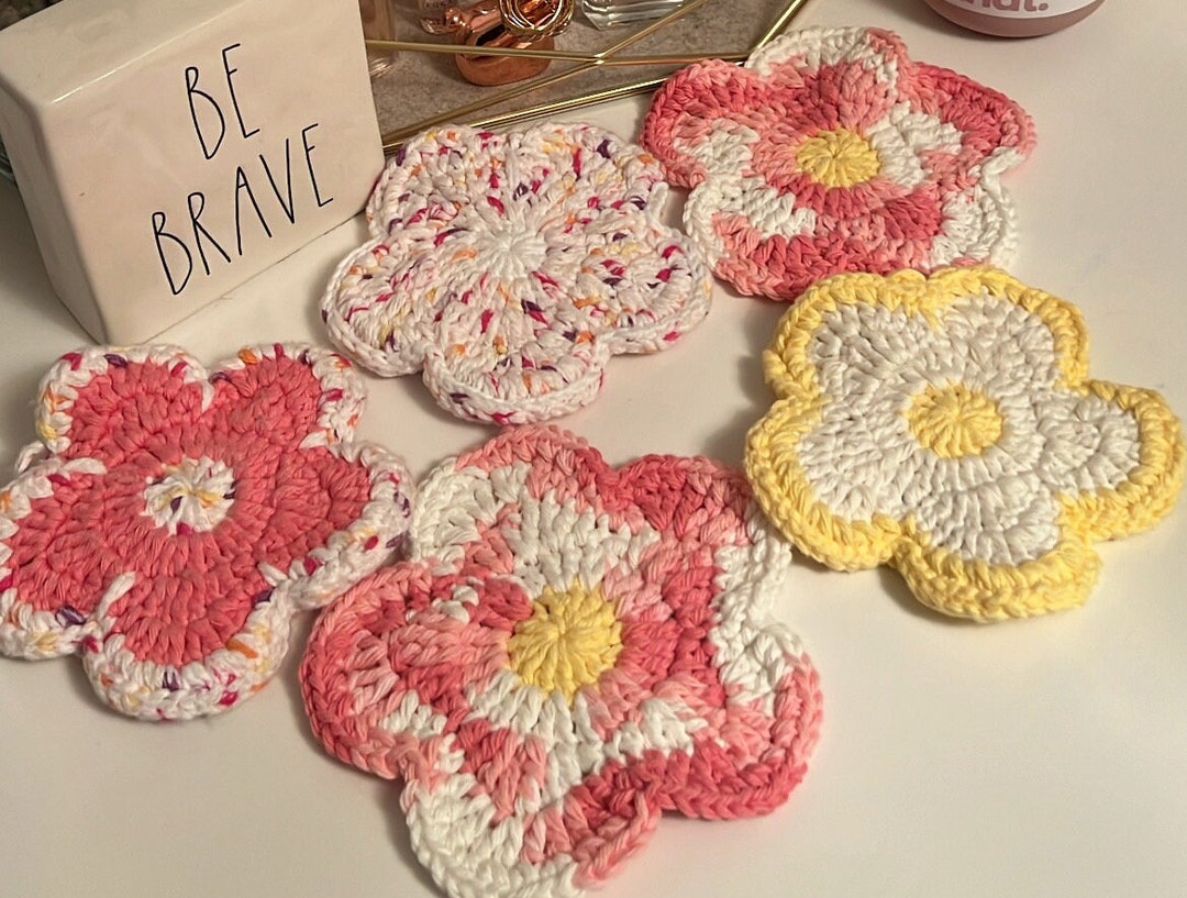 6 Custom Crocheted Flower Coasters - Etsy