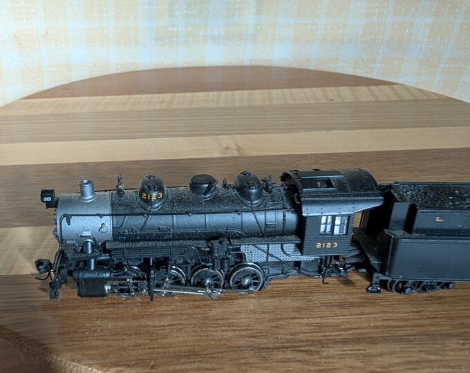 Used Walther's - Heritage Steam Locomotive and Tender USRA 0-8-0 . N ...