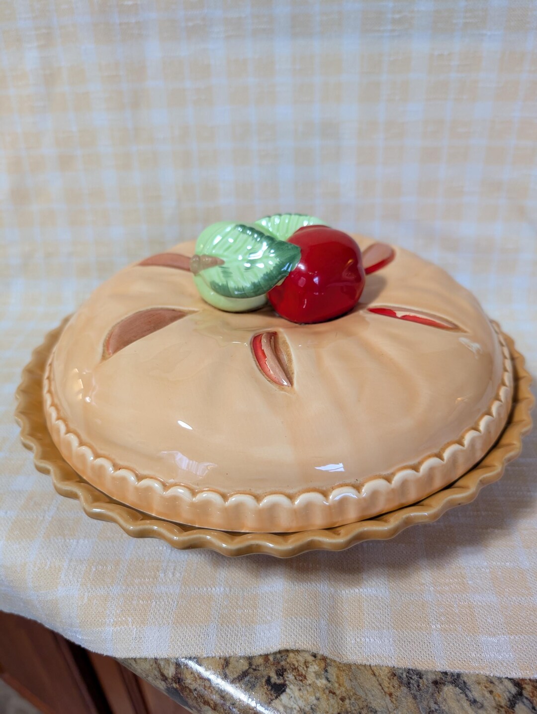 Vintage Betty Crocker Ceramic Pie Keeper - Etsy