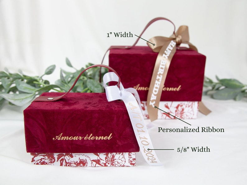 Red Velvet Wedding Favor Box: Embossed Floral Gift Box - Etsy