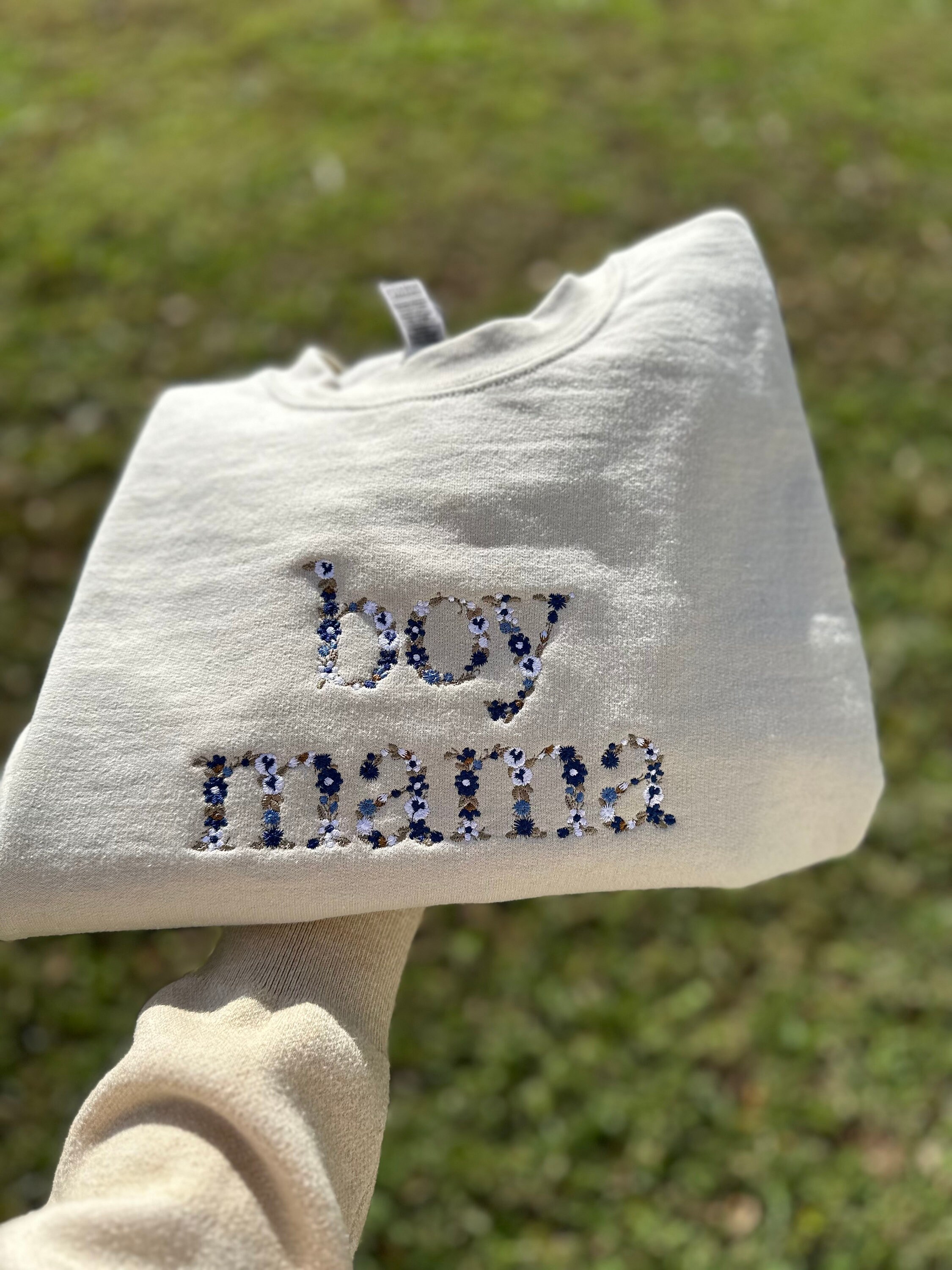 Custom Embroidered Floral Mama Embroidered Sweatshirt, Mama Crewneck ...