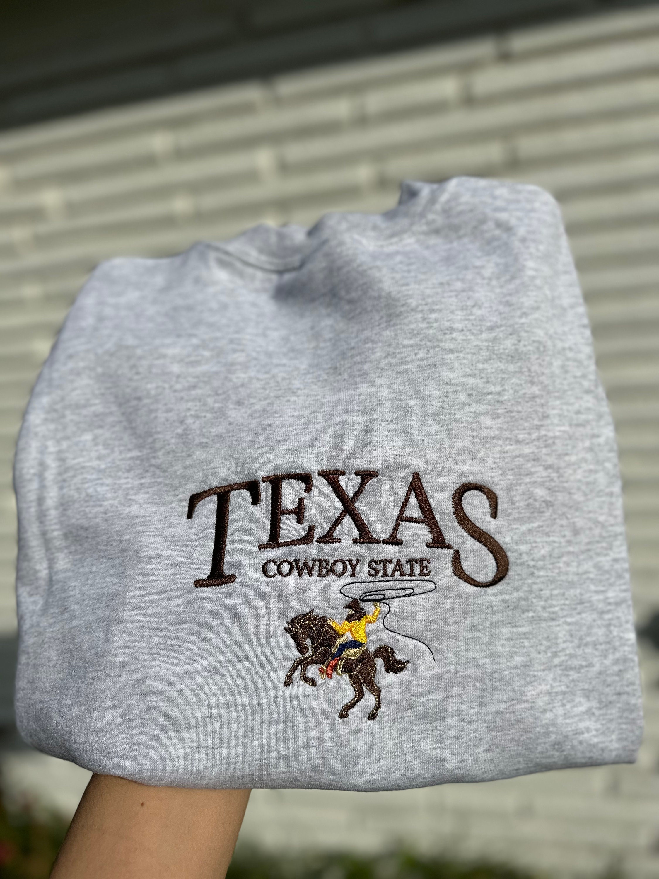 Cowgirls Texas Embroidered Sweatshirt, Cowgirl Embroidered Sweatshirt ...