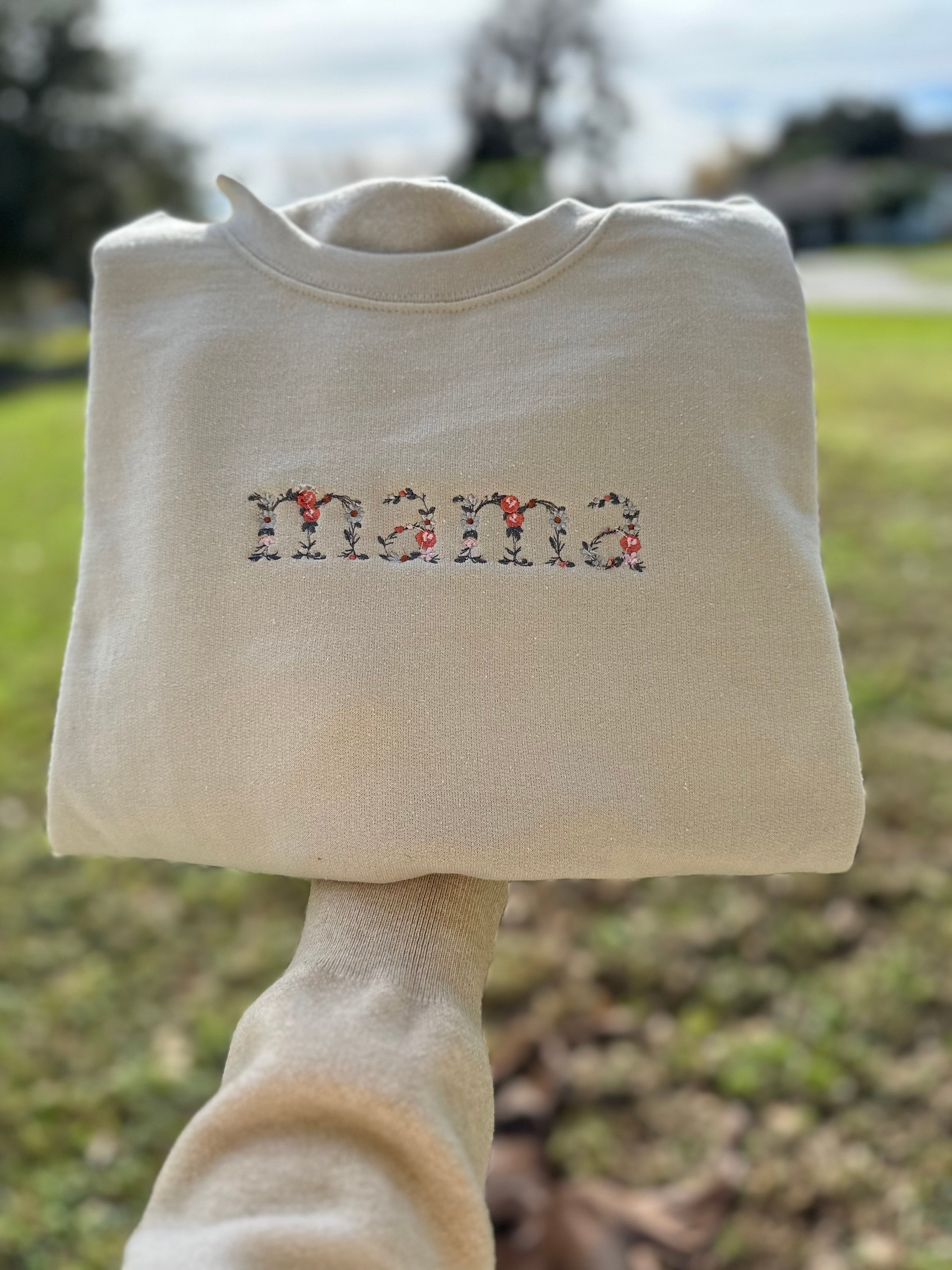 Custom Embroidered Floral Mama Embroidered Sweatshirt, Mama Crewneck ...