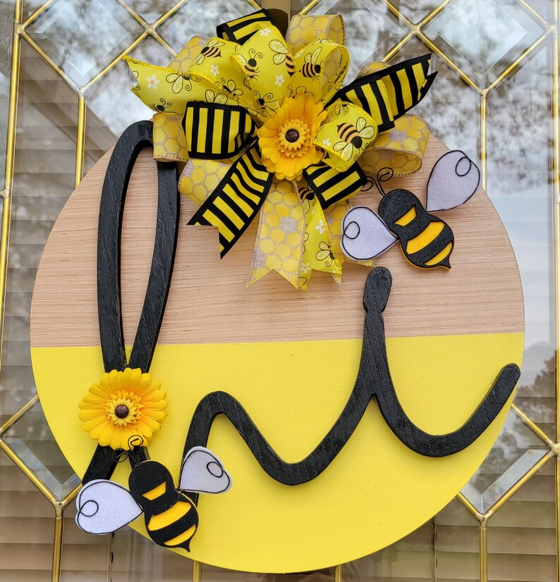Buzz Buzz Bee Round Wood Door Sign - Etsy