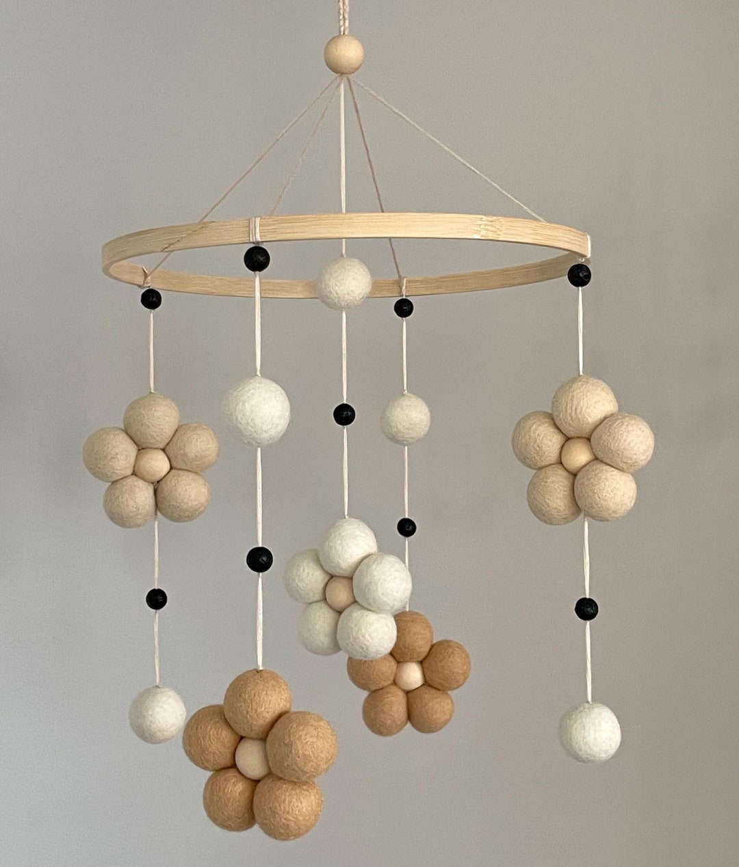 Daisy Nursery Mobile| Baby Girl Mobile| Flower Crib Mobile ...