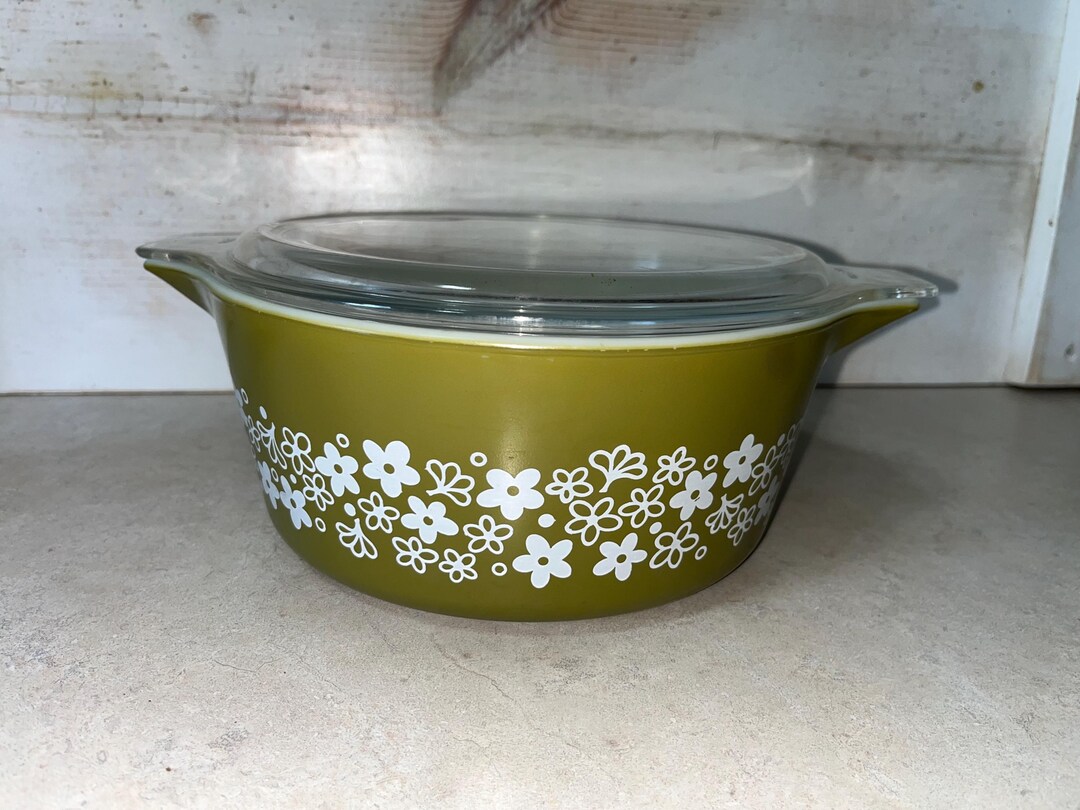 Pyrex Spring Blossom crazy Daisy Casserole Dish With Lid, 1970s Pyrex ...
