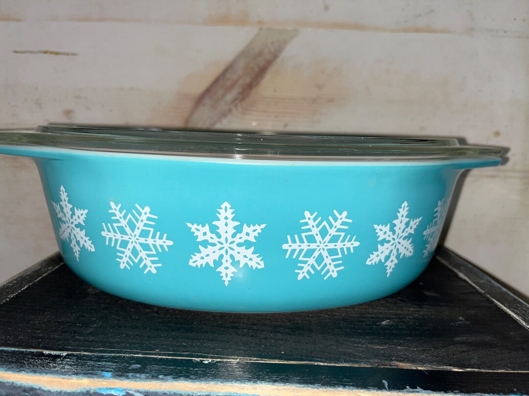 Pyrex Snowflake 045 Casserole, 2-1/2 Quart With Lid - Etsy