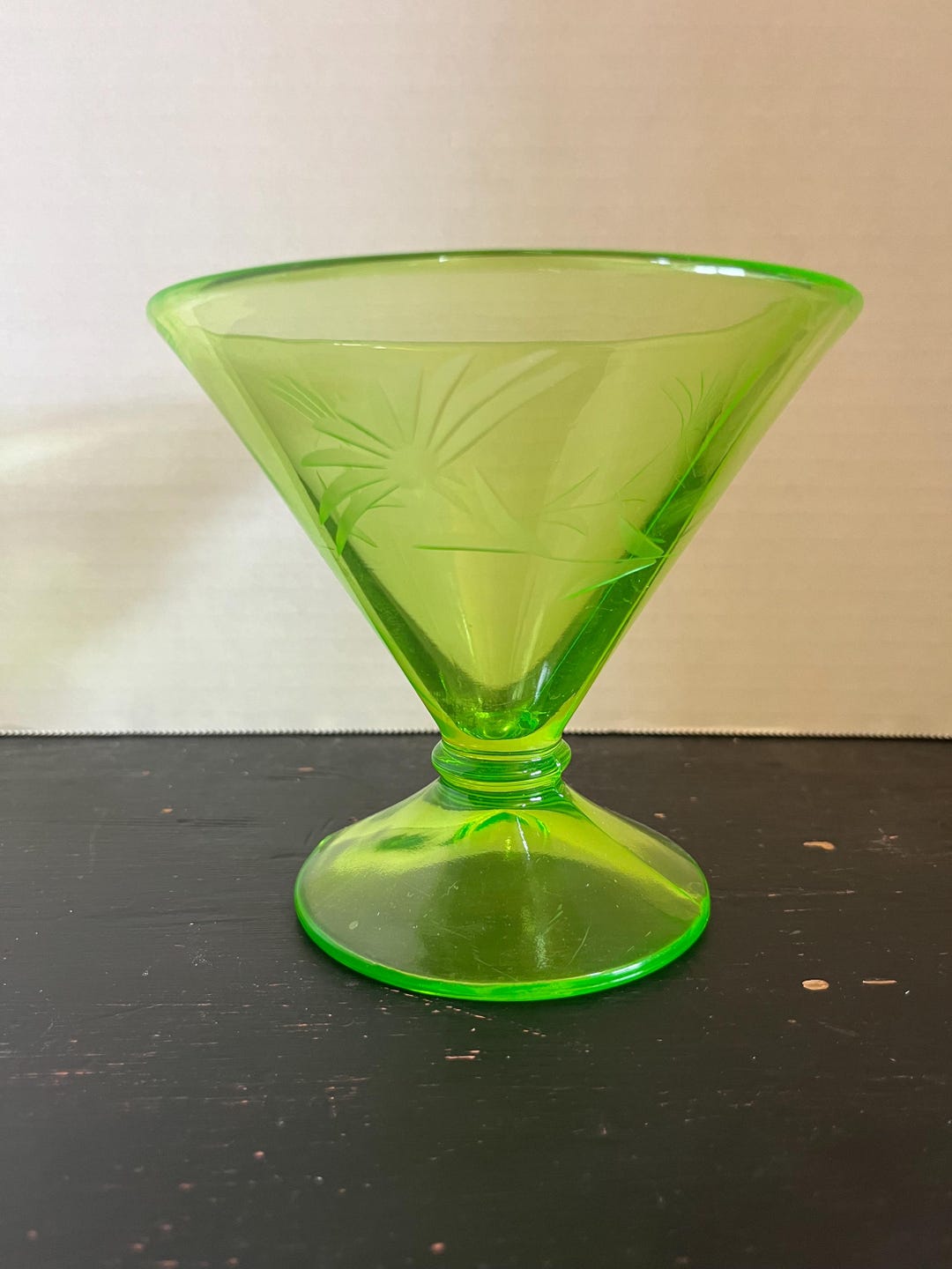 Vintage Green Depression Glass Wheel Cut Floral Motief Footed Compote ...