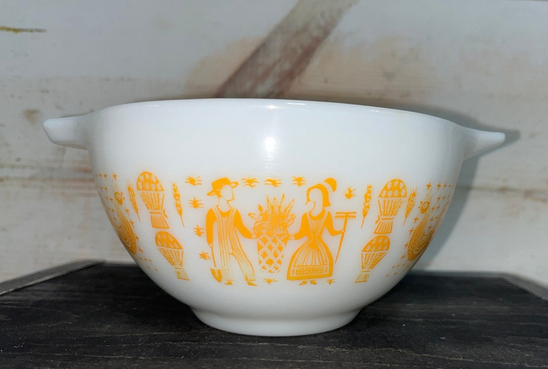 Vintage Pyrex Orange Butterprint Amish 441 Cinderella Bowl | Pumpkin ...