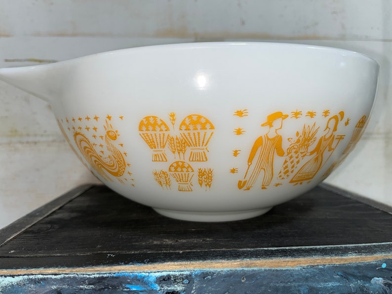 Vintage 1965 Pyrex Pumpkin Butterprint Cinderella Bowl 4 Qt #444 - Etsy