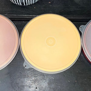 Vintage 1990s Tupperware Cereal Salad Bowl Crafts Storage 1405 Lid 227 ...