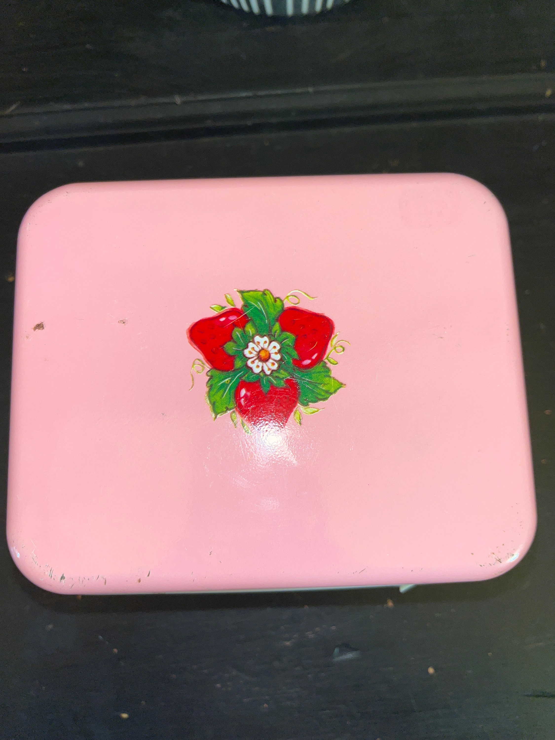 Vintage 1980's Strawberry Shortcake Metal Basket 1980's Strawberry ...