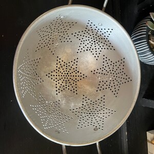 Vintage 1970s Mirro 9 Aluminum Strainer Stars Colander Footed With ...