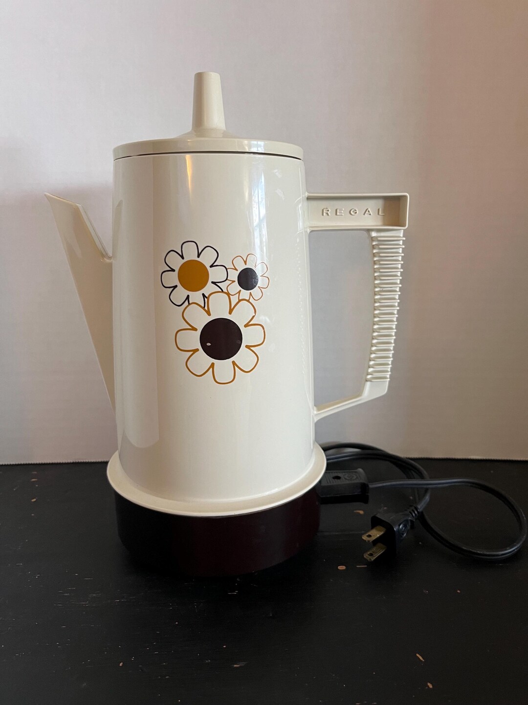 Vintage Electric Percolator 4-8 Cup 70's Regal Poly-perk Coffee Pot W ...