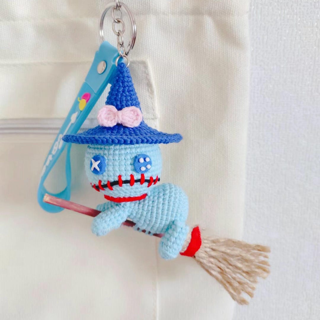Flying Monster Crochet PDF Pattern, Crochet Halloween Keychain Pattern ...