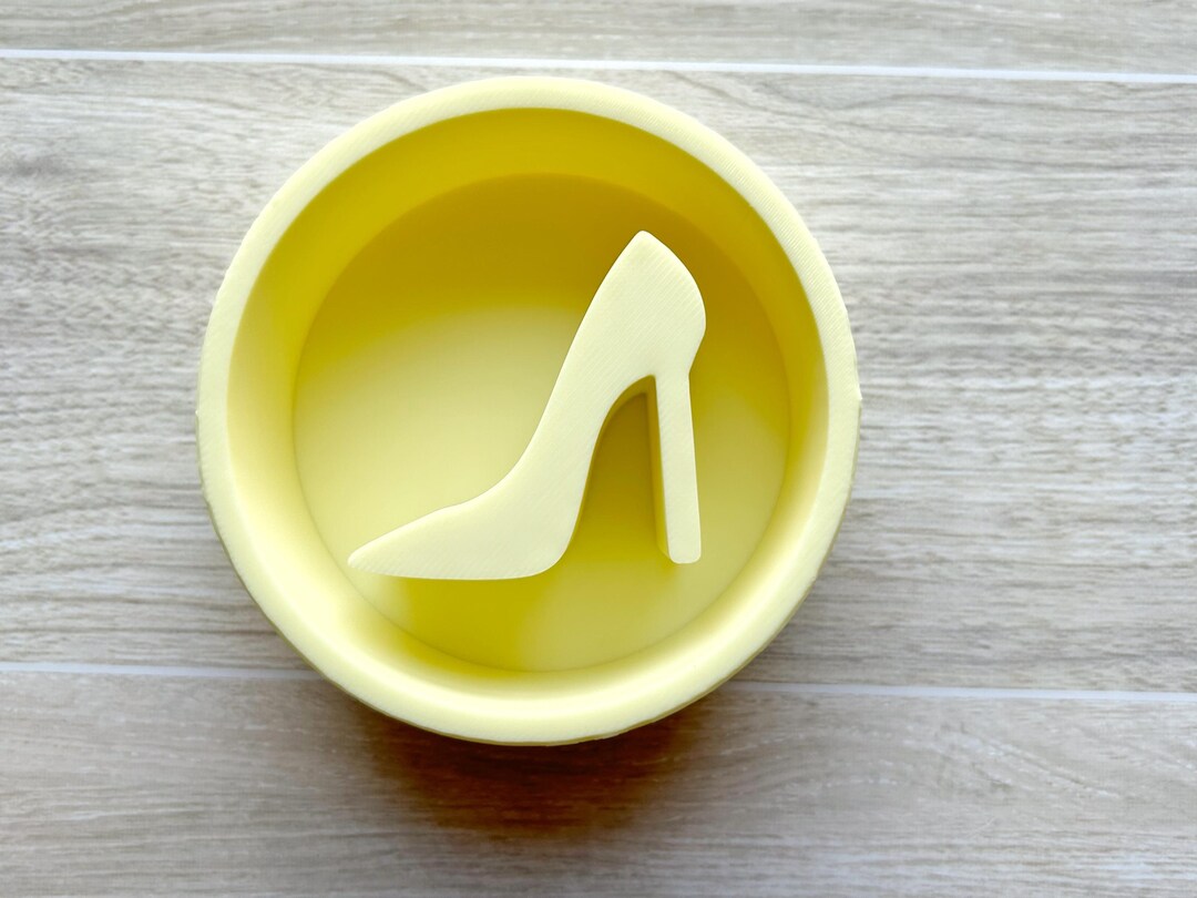 Stiletto Round Silicone Soap Mold | Melt and Pour Silicone Mold ...