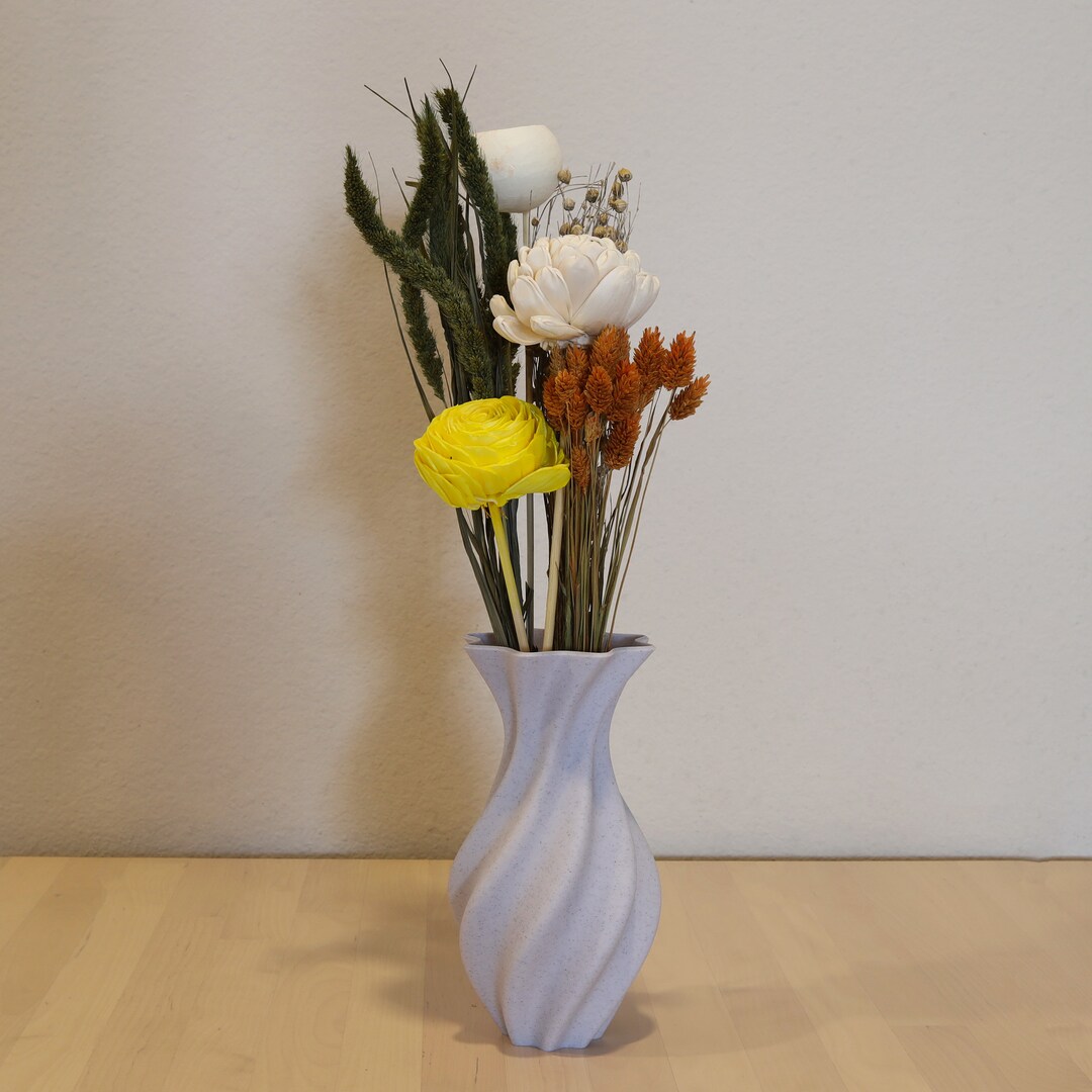 Unique 3D Printed Twisted Vase - Handcrafted Home Decor Statement Piece ...
