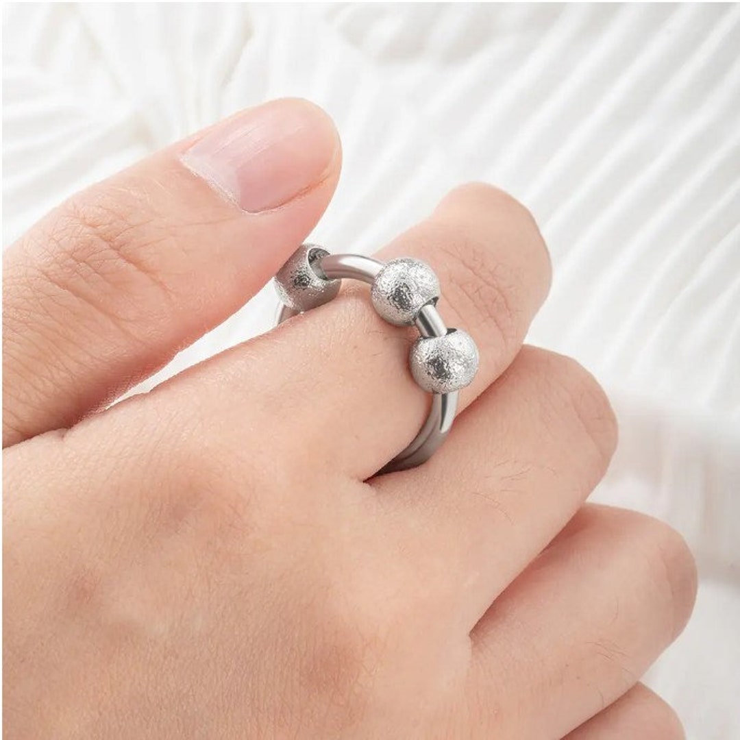 Kids Fidget Anxiety Ring, Adjustable Kids Bead Ring for Stress Relief ...
