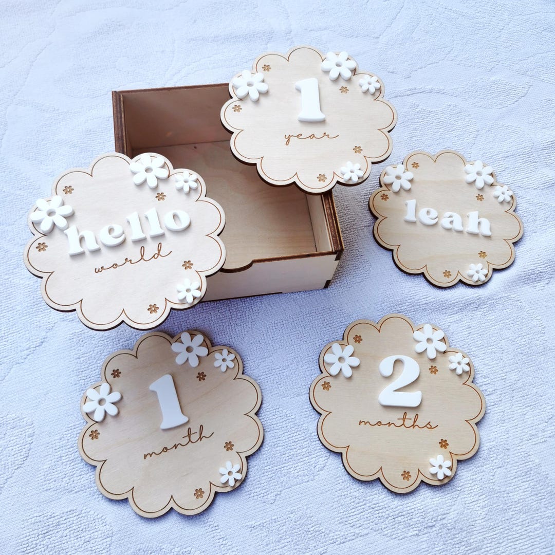 Daisy Milestone Cards, Retro Milestone Cards, Monthly Milestone Marker ...