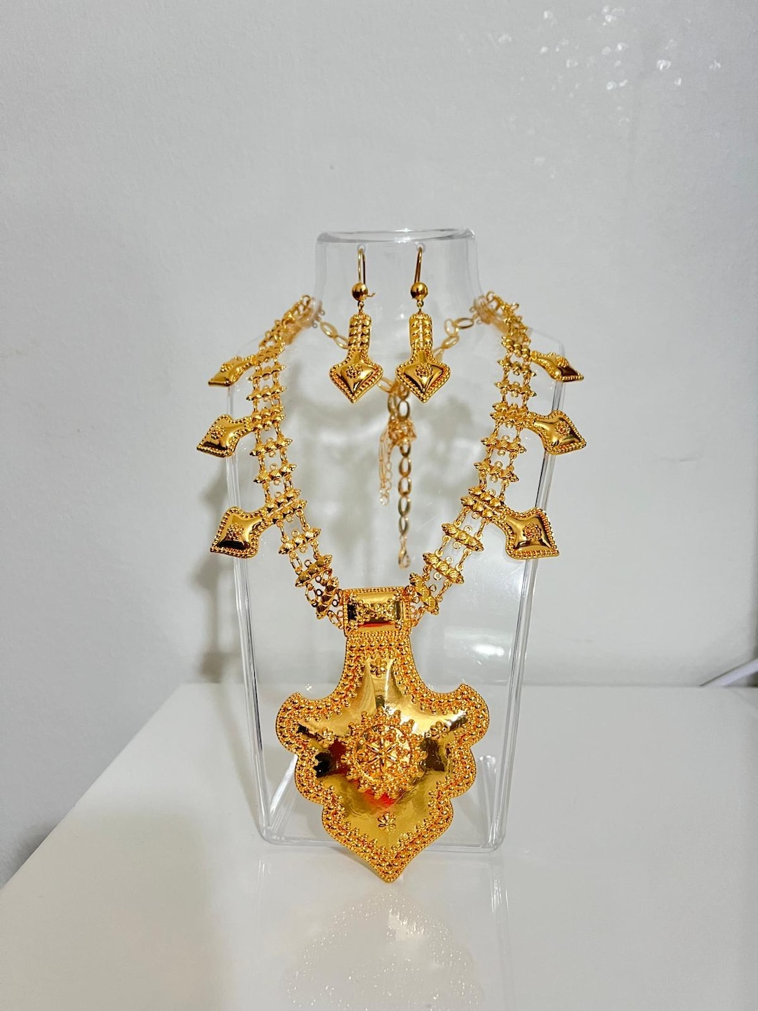 24K Gold Plated Arabic Earrings Chest Necklace Dubai Gold Iraqi Emirati ...