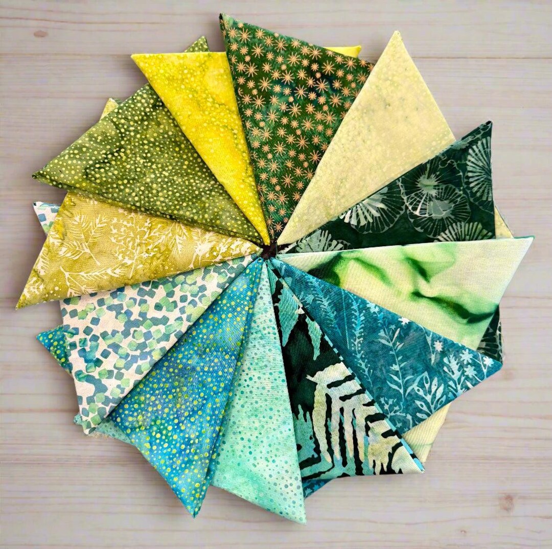 Hoffman Bali Batik Club Fat Quarter Monthly Club - March 2025 - Good ...