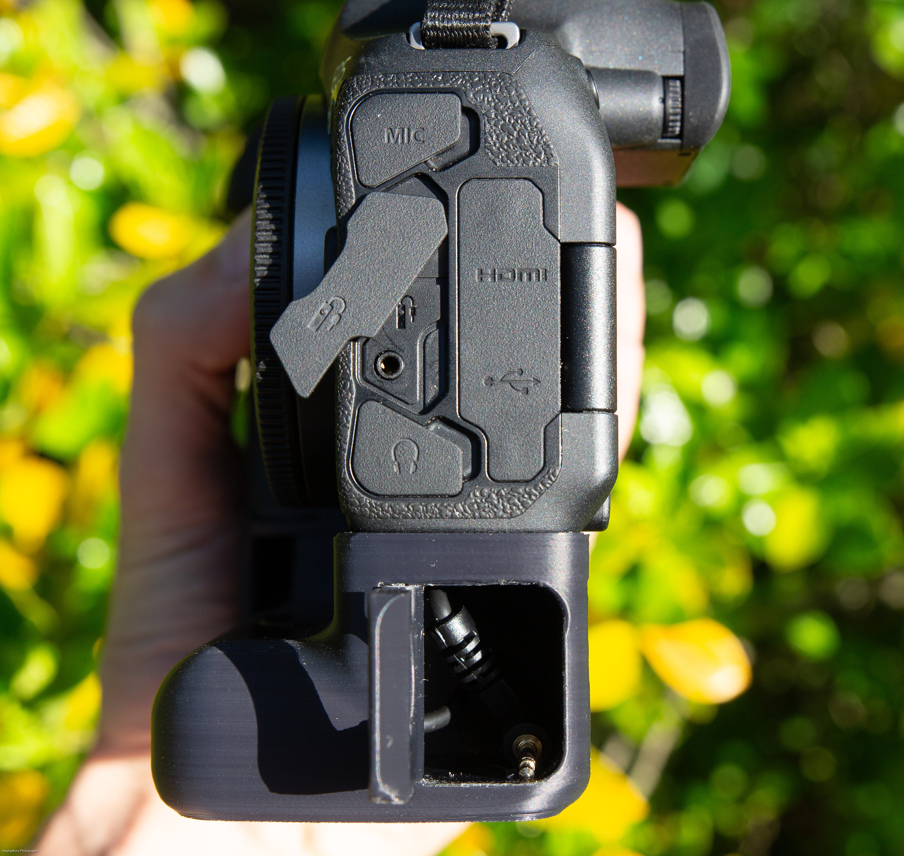 Grip for Canon R7 Camera - Shutter and Autofocus - Etsy