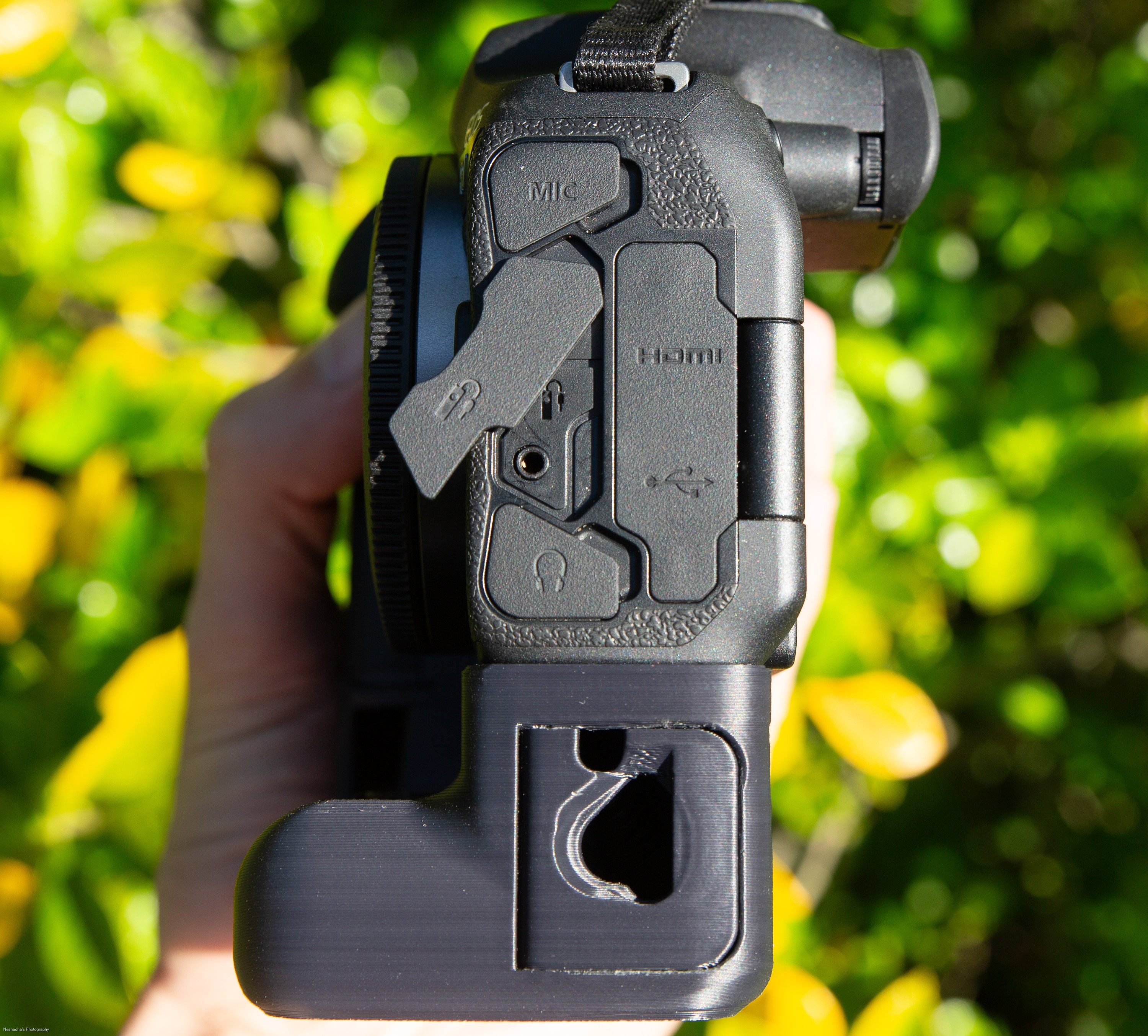 Grip for Canon R7 Camera - Shutter and Autofocus - Etsy