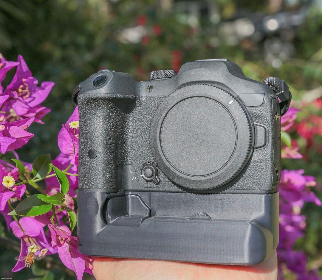 Grip for Canon R7 Camera - With Battery Door - Etsy