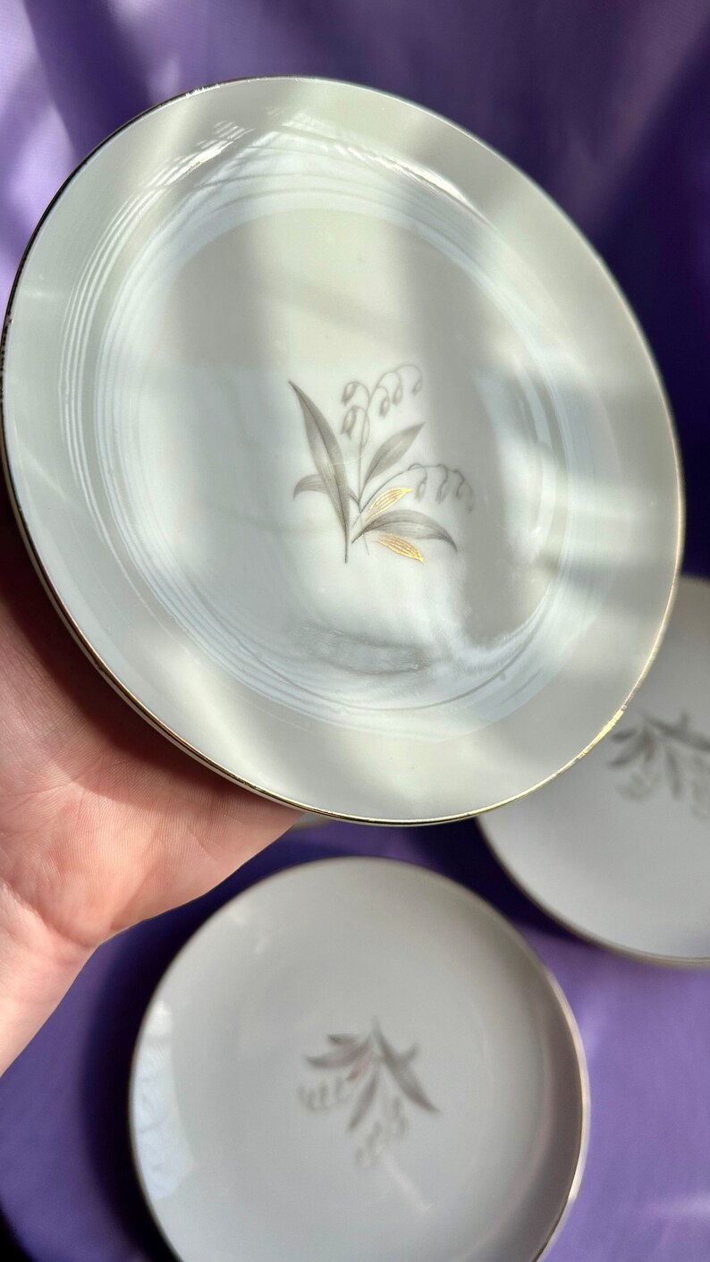 Set of 5 1961 Kayson Golden Rhapsody Fine China Japan Gold Trimmed ...