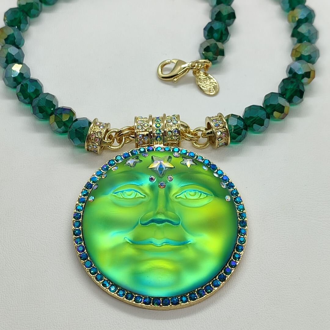 Luna Necklace by KIRKS FOLLY on a Magnet. Markovane - Etsy