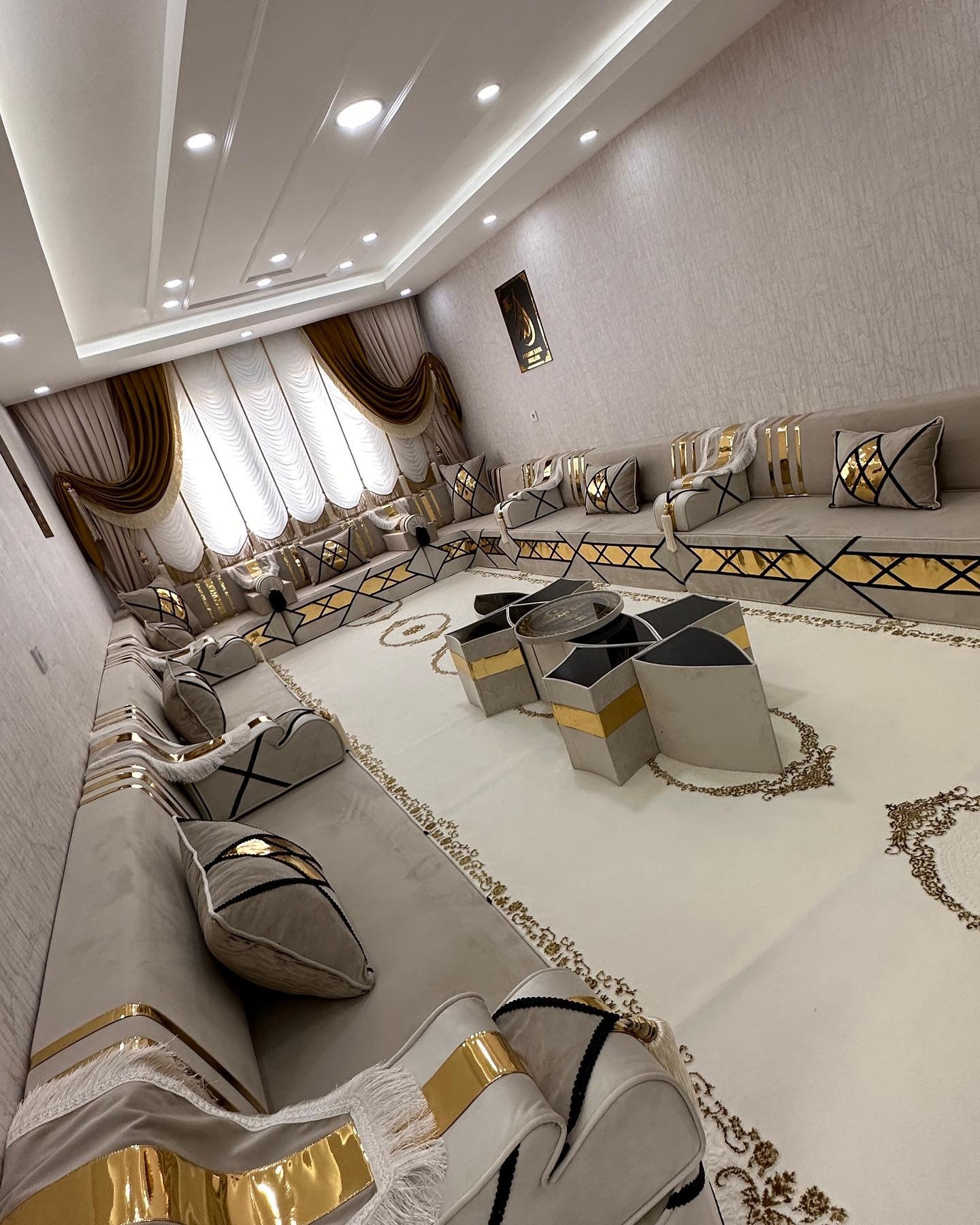 Custom Size Floor Sofa, Arabian Sofa Set, Moroccan Sofa Set, Arabic ...