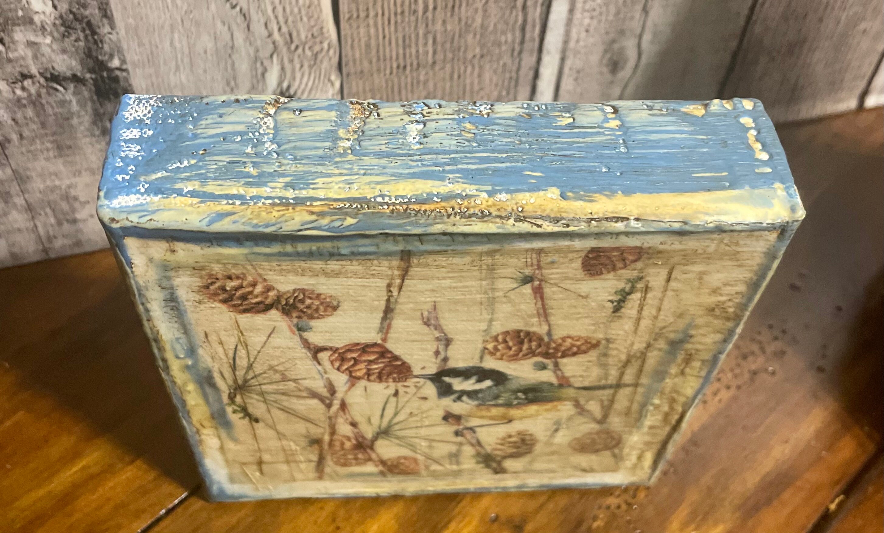 Woodland Pine Bird Spring Canvas, Table Top Display, Vintage Bird Decor ...