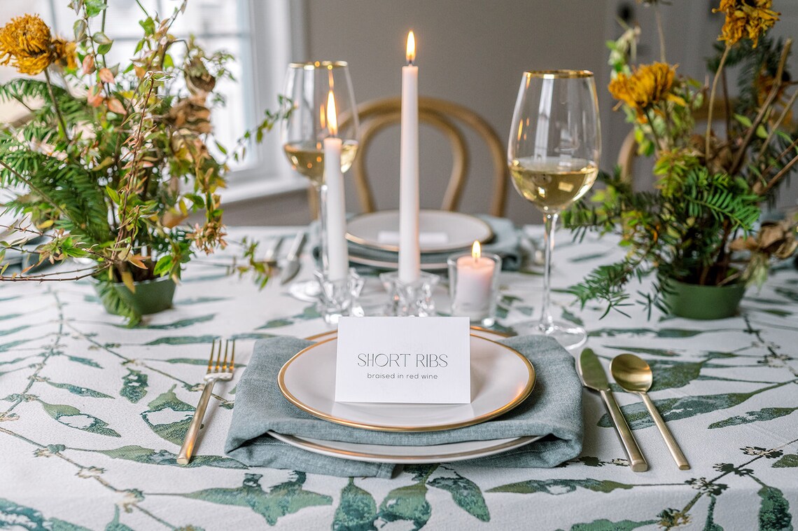 Wedding Tent Cards | DIY Editable Template | Minimal Script Design - Etsy
