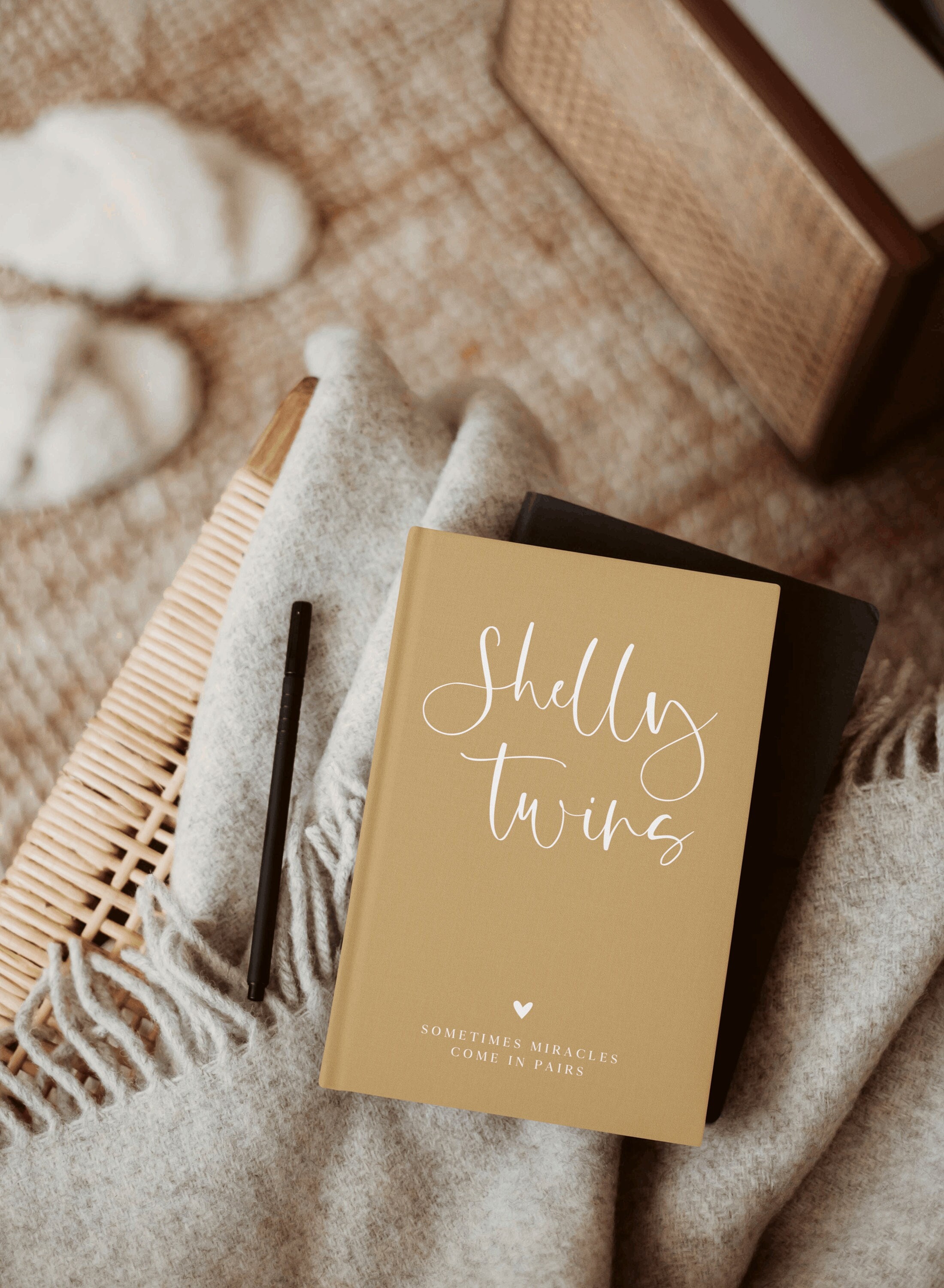 Custom Twin Pregnancy Book, Twin Pregnancy Keepsake Gifts, Expecting ...