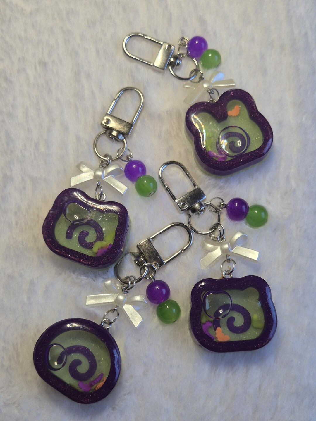 Handmade Liquid Keychain: Bunny, Cat, or Bear Charm - Etsy
