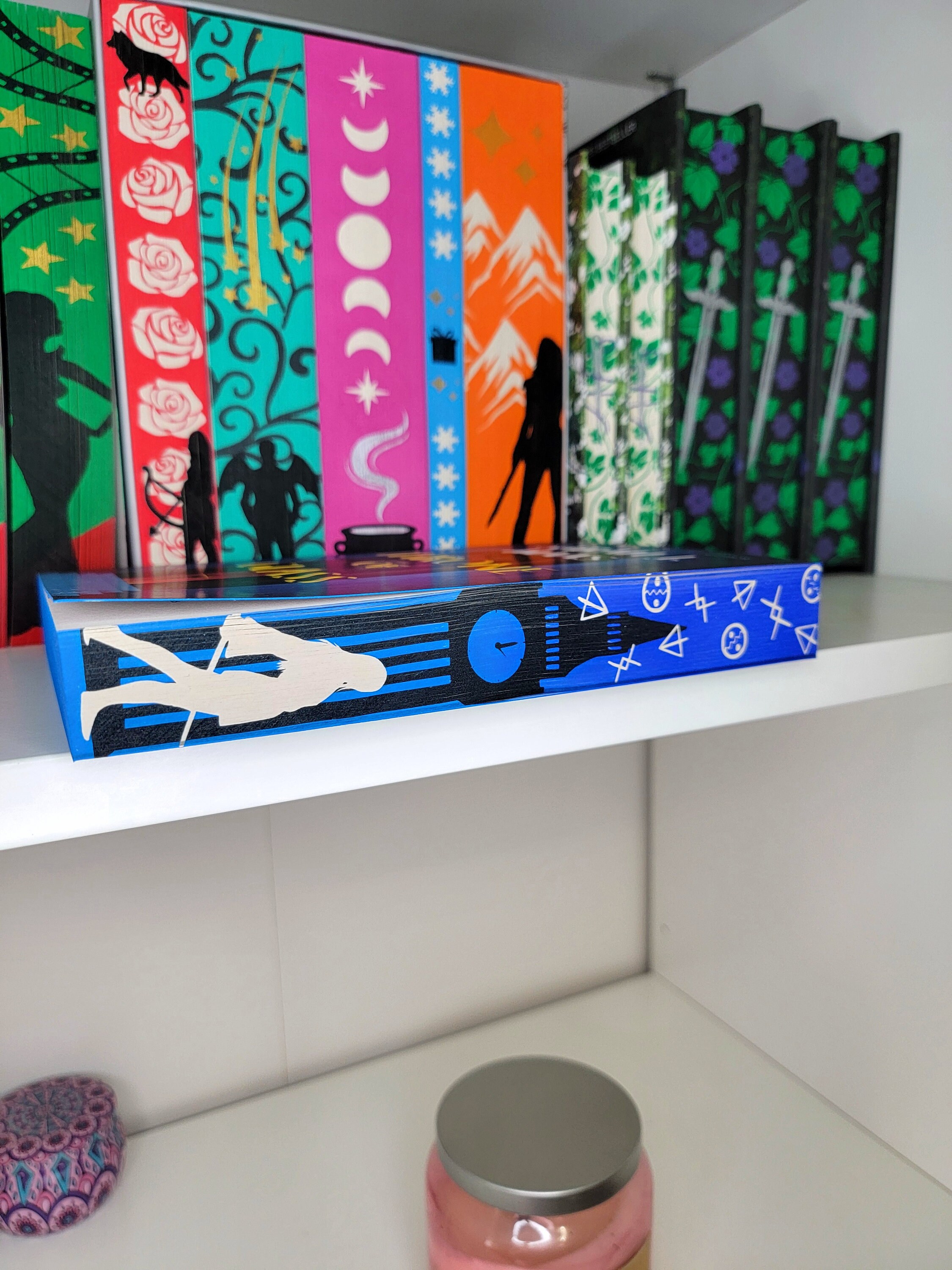 Throne of Glass Sprayed Edge Book, Stenciled Edge Book, Foredge ...