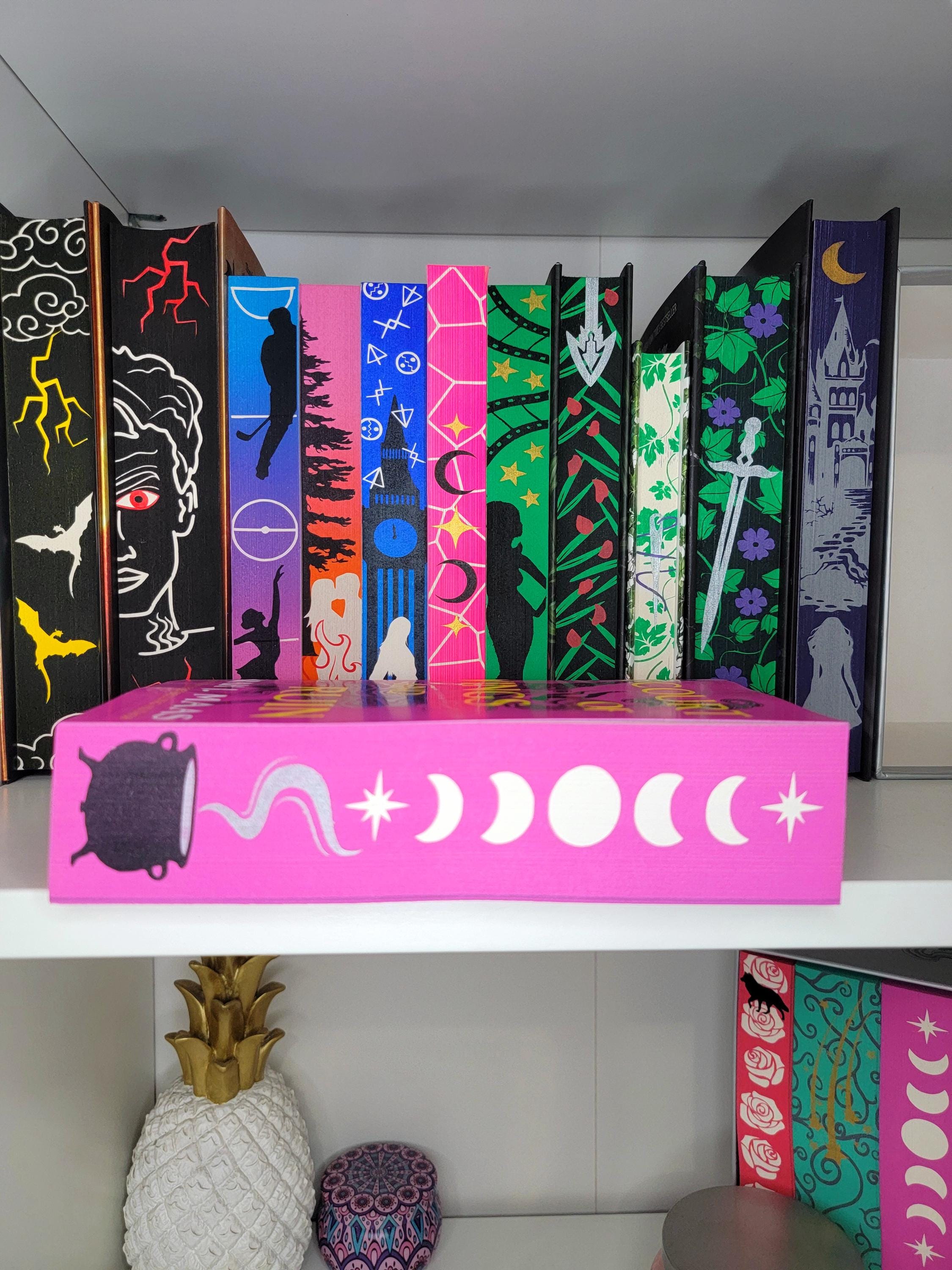 A Court of Wings & Ruin Sprayed Edge Book, Sarah J Mass, Acotar Series ...