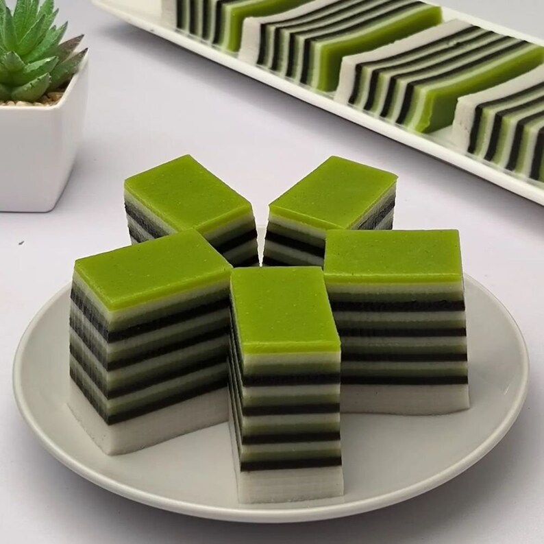 Lapis Cake Layer Cake Delicious, Simple Cake Good Taste, Digital Recipe ...