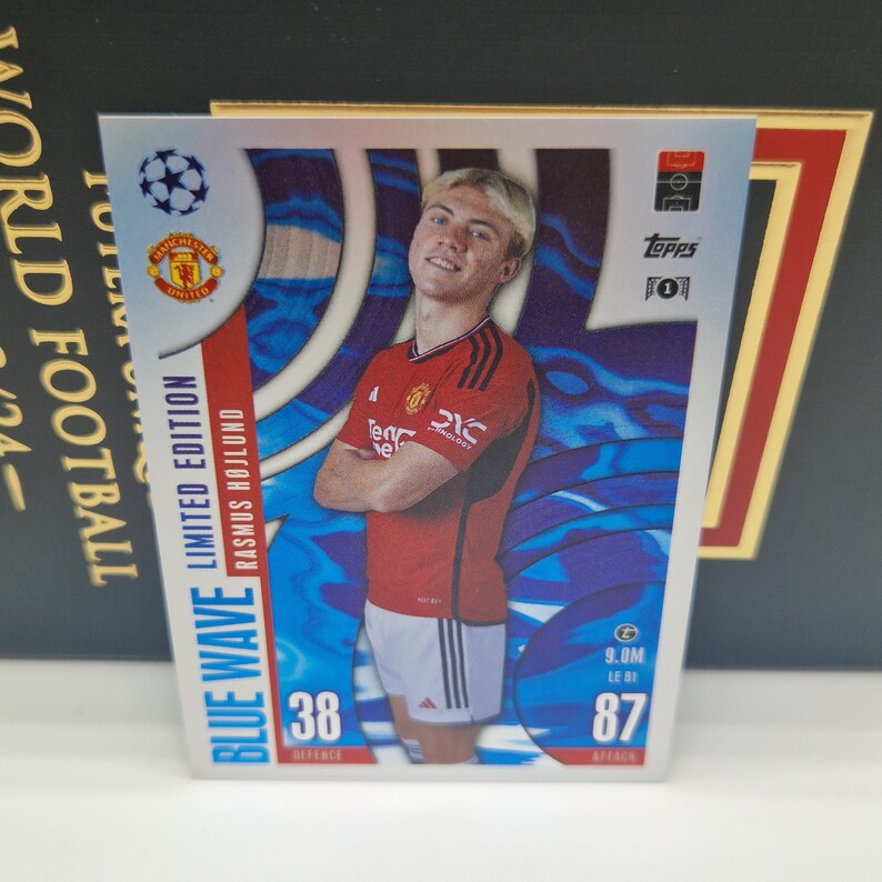Rasmus Höjlund blue Wave Limited Edition, Topps Match Attax Extra 2024 ...