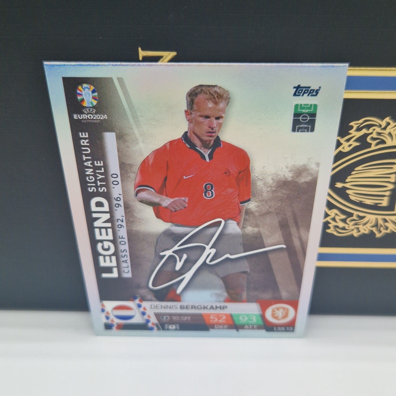 Dennis Bergkamp "legend Signature Style", Topps Match Attax Euro 2024 ...